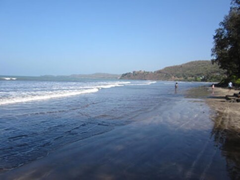 Murud beach drowning: The horrific incident has several unfortunate ...