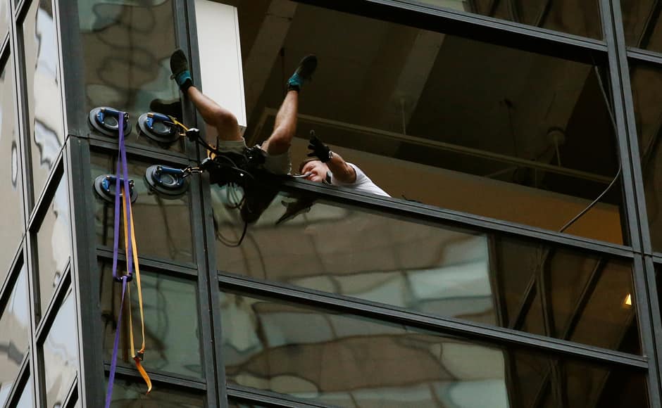 New York: Man scales Trump Tower to meet The Donald, gets arrested ...
