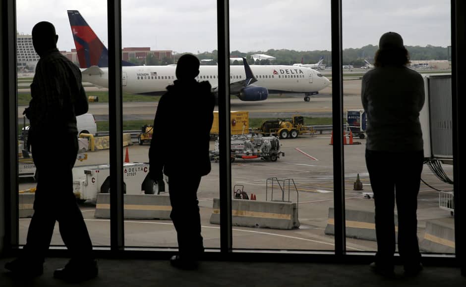 Delta Air Lines cancels 300 flights due to technical issues, leaves ...