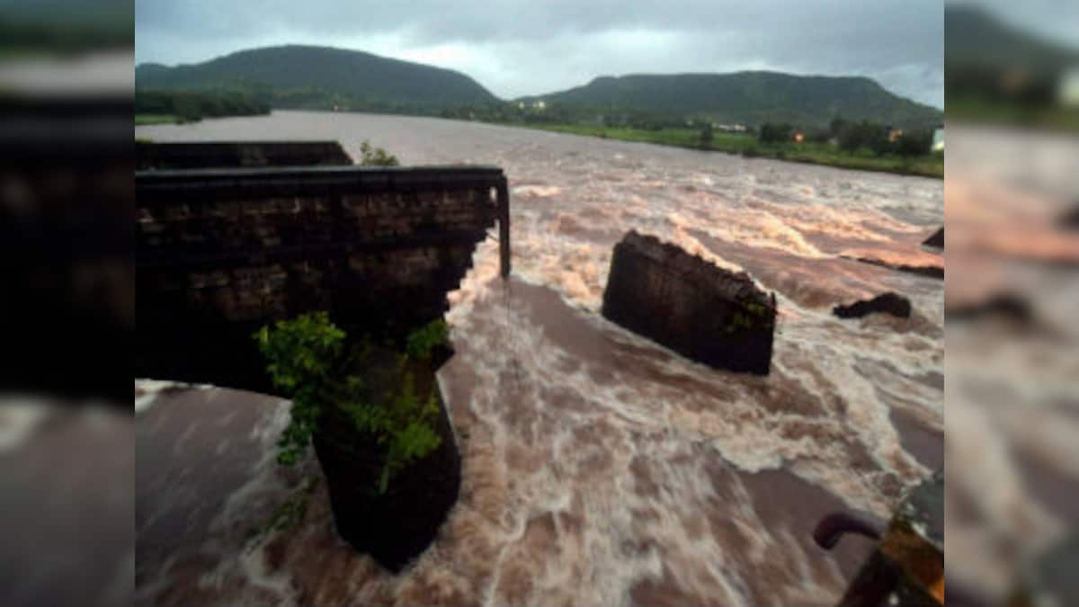 Mahad bridge collapse: Wreckage of two buses found in Savitri river ...