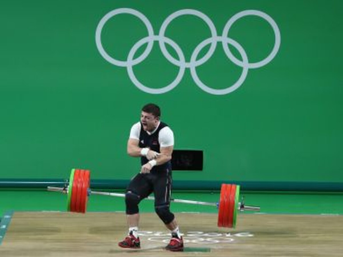 Armenian Weightlifter Suffers Horrific Elbow Injury While Trying To ...