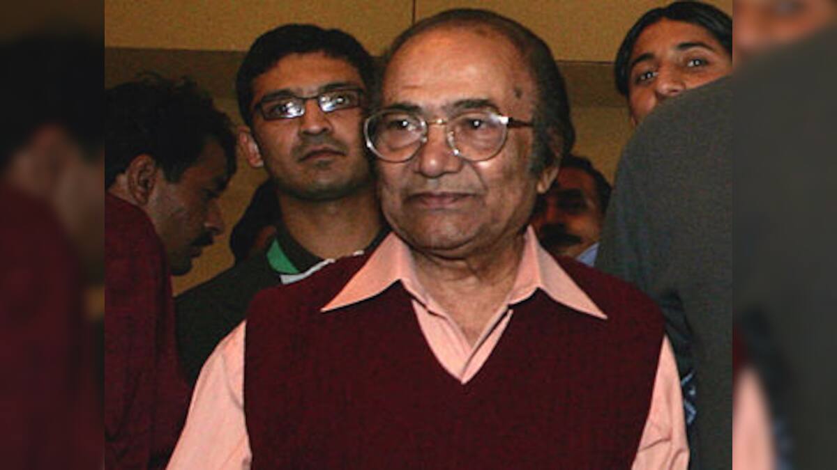 Hanif Mohammad: The little master who won Pakistan grudging respect of ...
