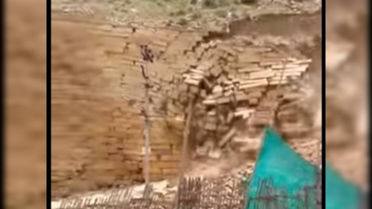 Watch: Jaisalmer's Golden Fort suffers major wall collapse – Firstpost