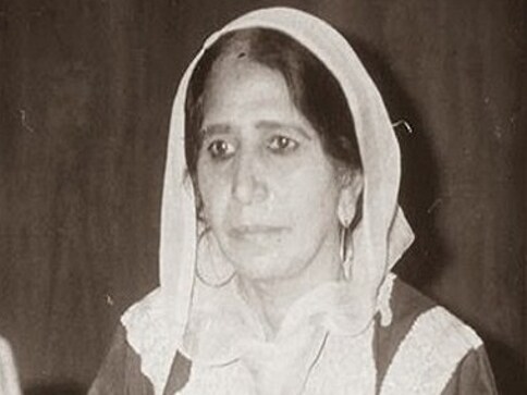 Renowned Kashmiri singer Raj Begum, 89, passes away after prolonged ...