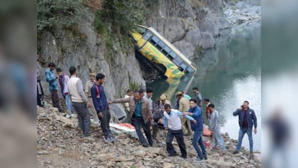 Himachal Pradesh: 18 killed as bus falls into Beas river in Mandi – Firstpost