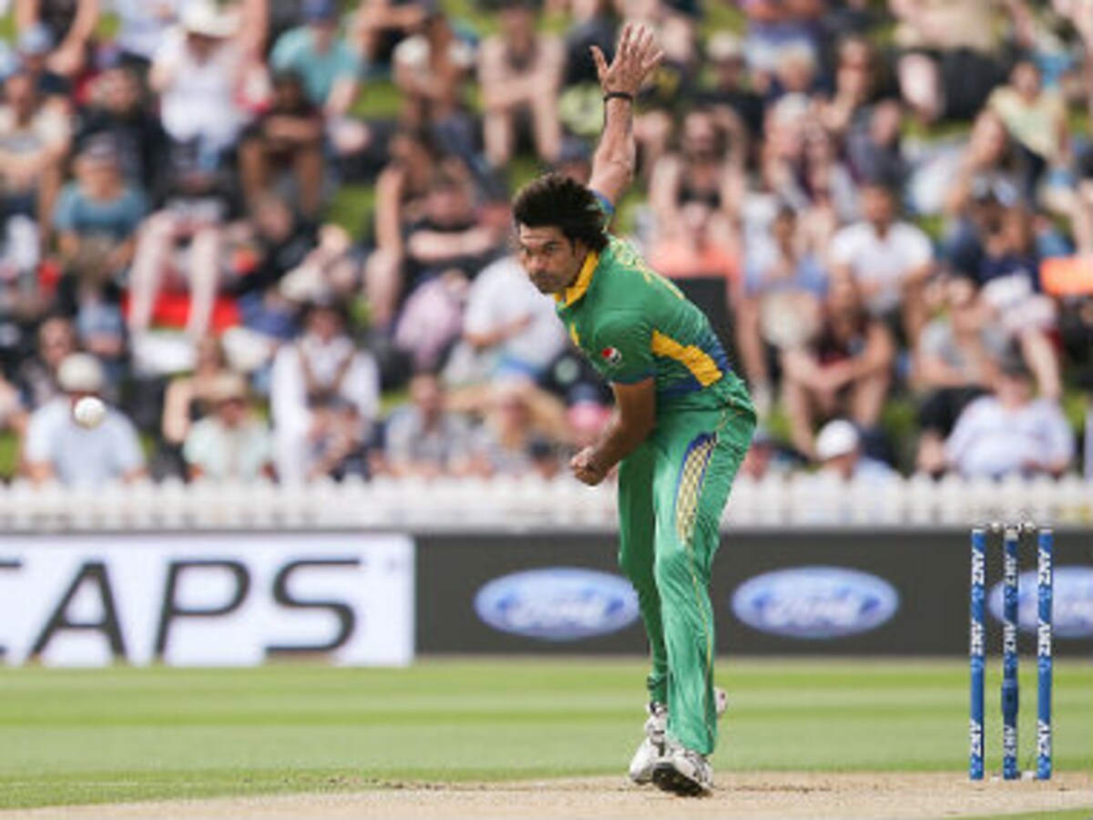 Mohammad Irfan Bowling
