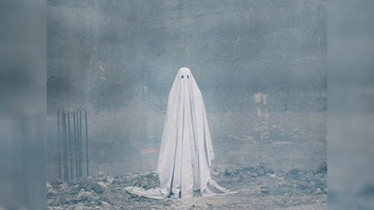 Casey Affleck's new film A Ghost Story opened at Sundance Film Festival ...