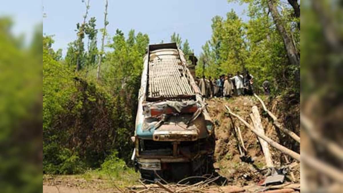 Himachal bus accident: 7 killed and 20 injured as HRTC bus skids off ...