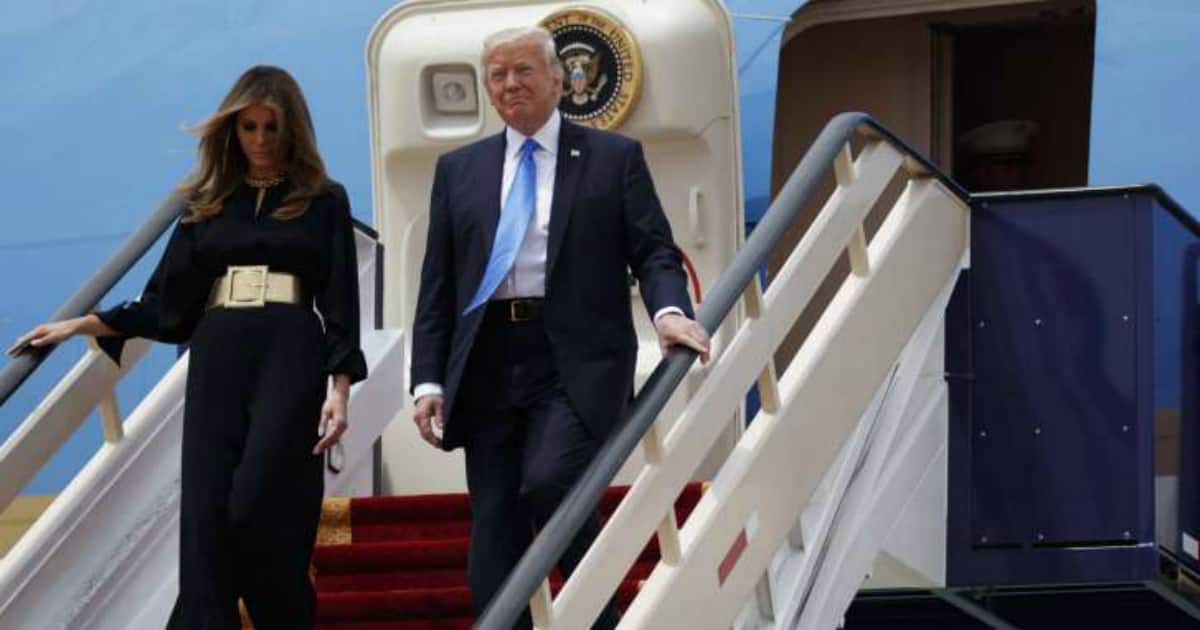 Donald Trump participates in Saudi Arabia's ceremonial sword dance ...