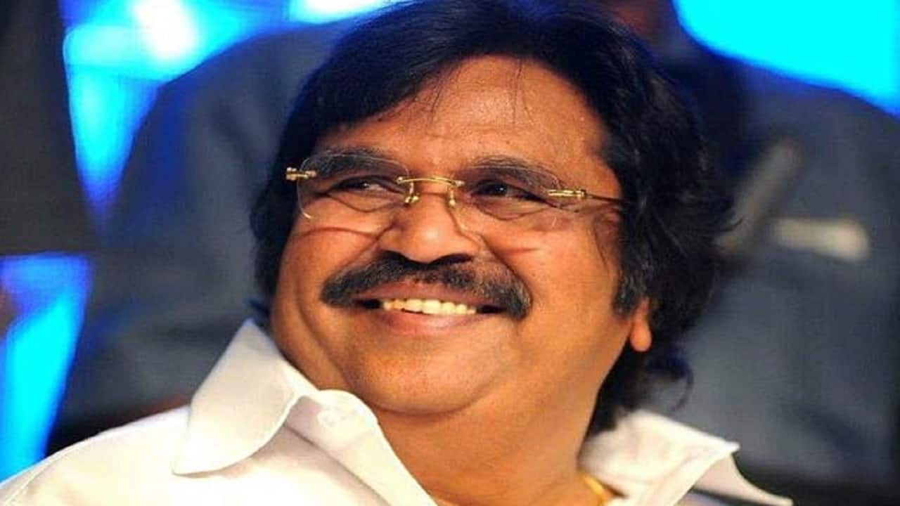 Dasari Narayana Rao cremated near Hyderabad with state honours; many ...