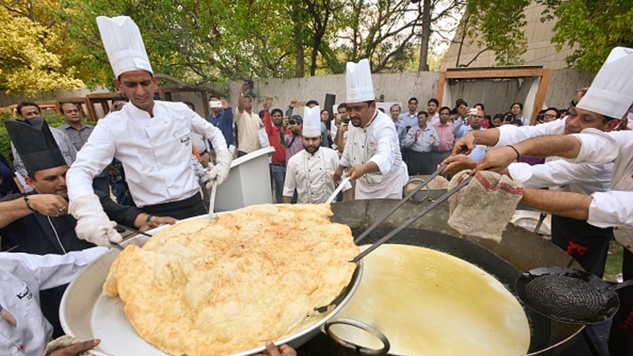 jaipur-chef-manoj-srivastava-has-highest-number-of-entries-in-limca