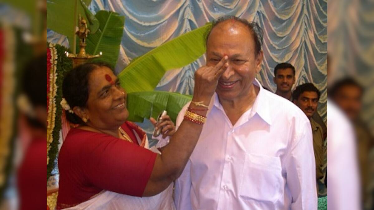 Parvathamma, wife of late Kannada actor Rajkumar, passes away aged 78 ...
