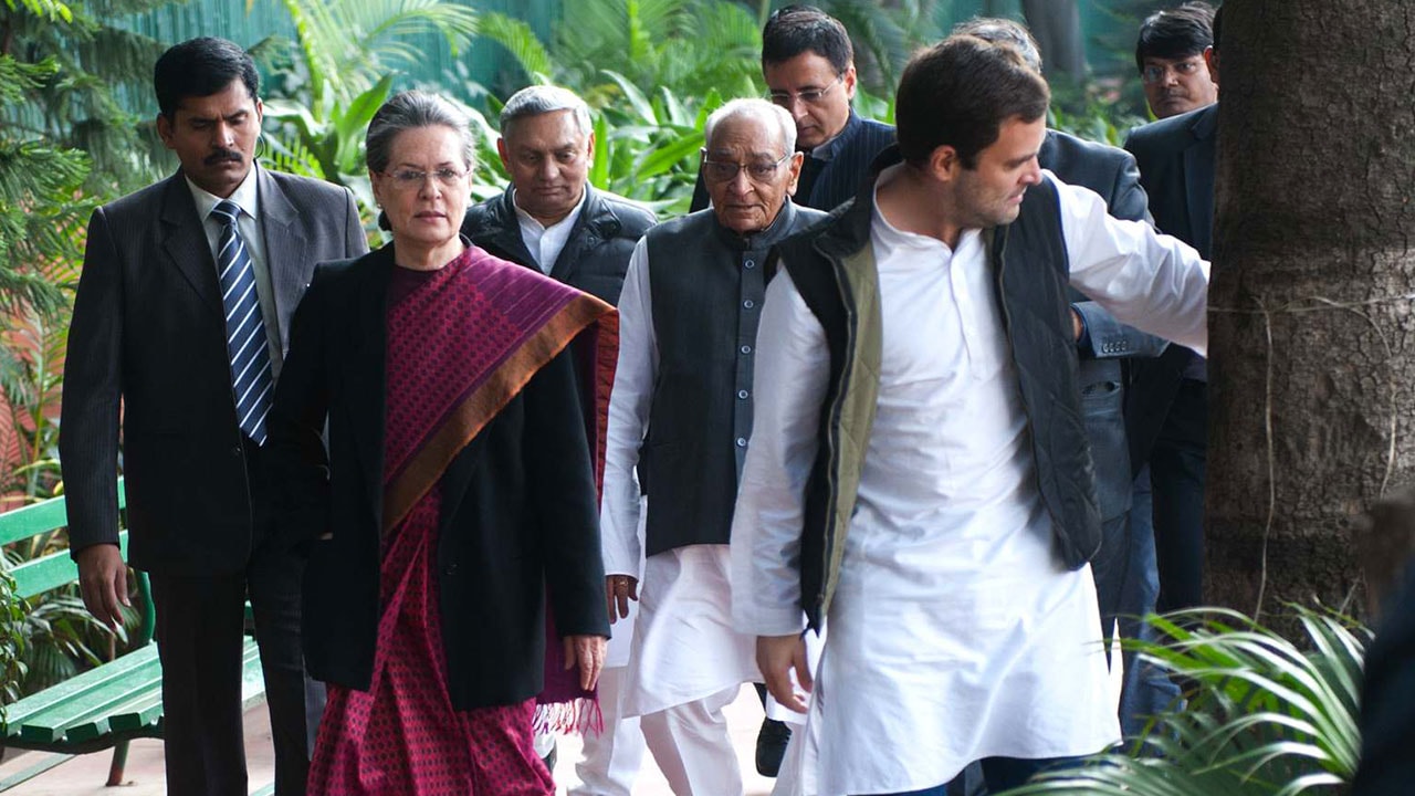 Rahul Sonia Gandhi Lead Protest Outside Parliament Lok Sabha