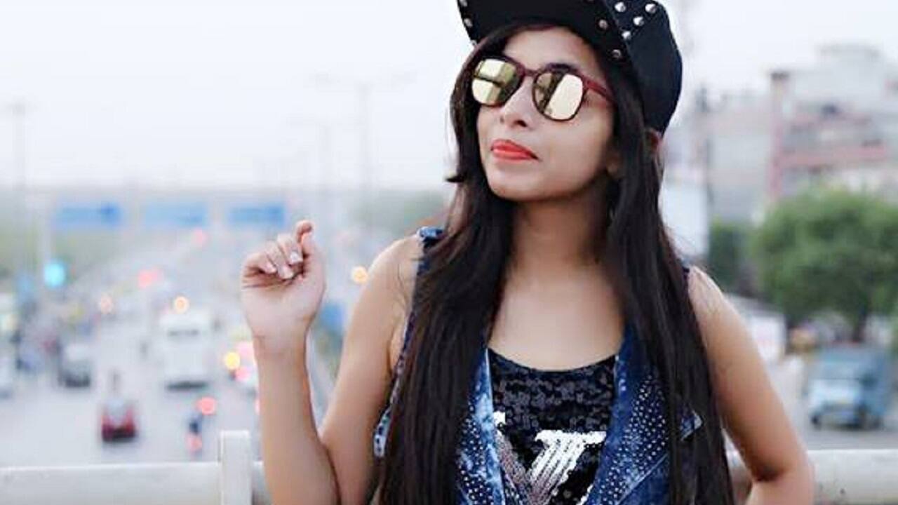 Dilon Ka Shooter: Dhinchak Pooja's new song is out on YouTube (it may ...