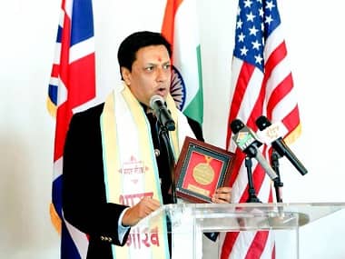 Madhur Bhandarkar receives Bharat Gaurav award; dedicates it to Indian ...