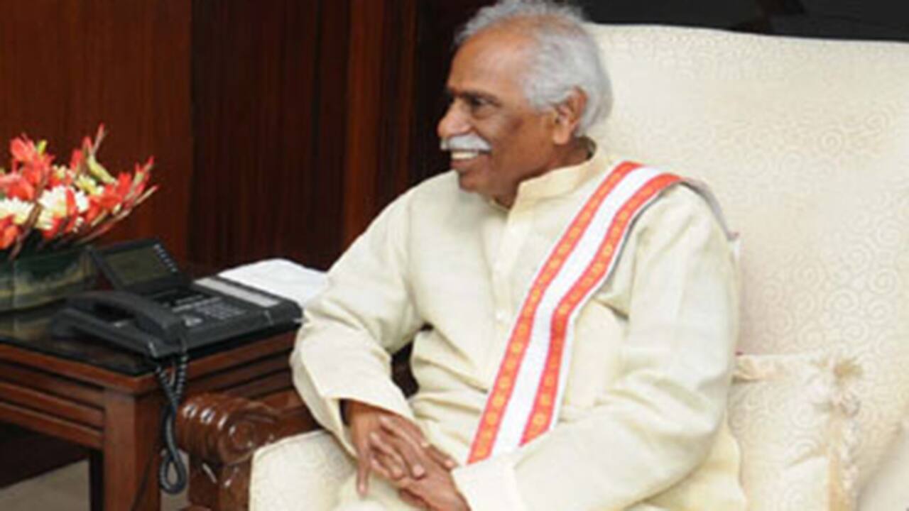 BJP leader Bandaru Dattatreya takes oath as 27th Governor of Himachal ...
