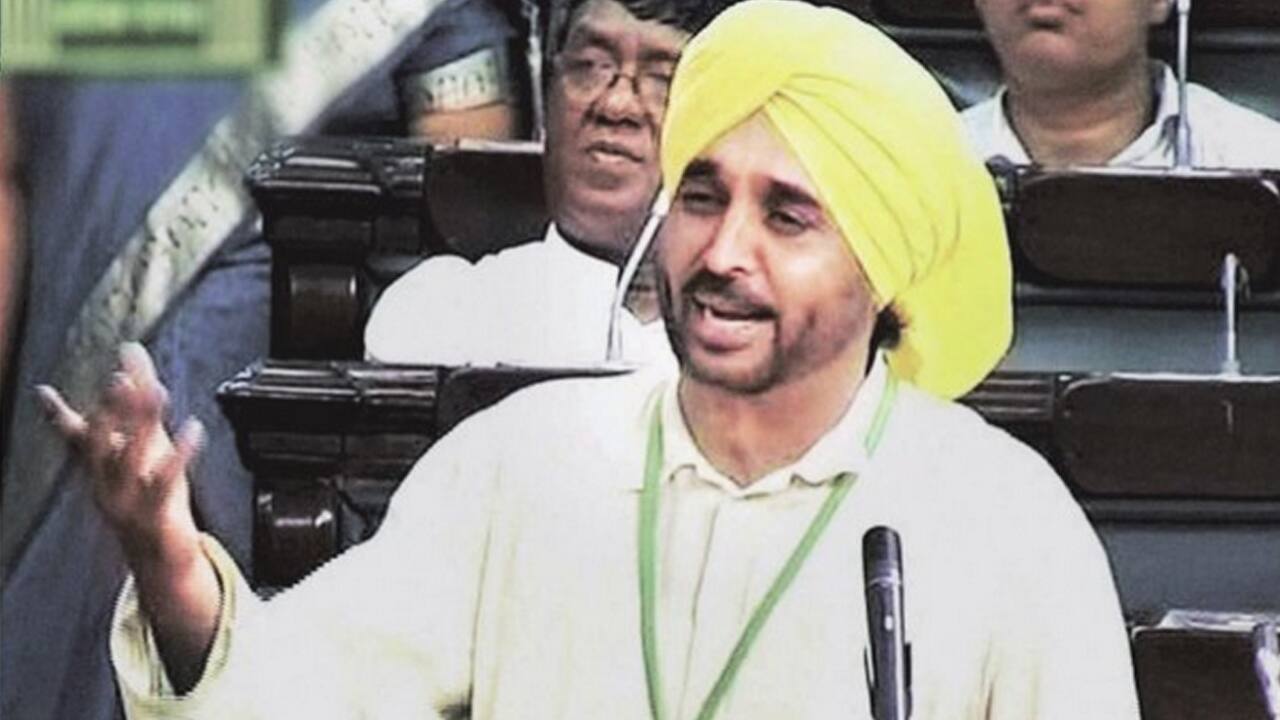 AAP's Bhagwant Mann lashes out at Amarinder Singh over deteriorating law and order situation in ...