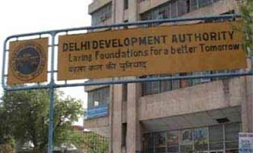 Evicted Delhi slum dwellers protest near DDA office, allege violation ...
