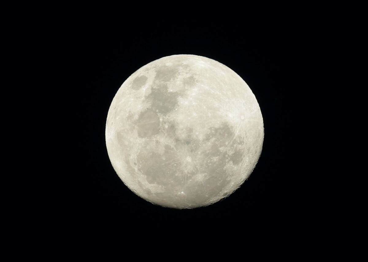 Guru Purnima 2017: NASA tweets about full moon, Indian twitterati ...