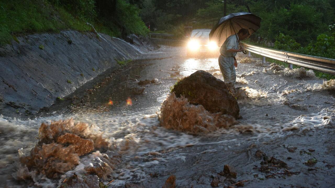 Thousands to be evacuated in Japan as heavy rain causes major flooding ...