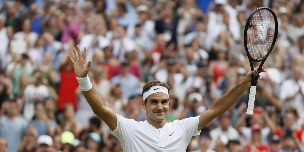 Wimbledon 2017: Roger Federer, Angelique Kerber progress to third round ...