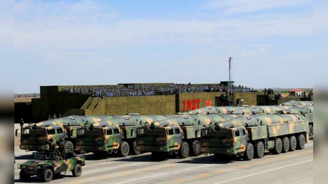 Xi Jinping inspects Chinese troops during PLA's 90th anniversary parade ...