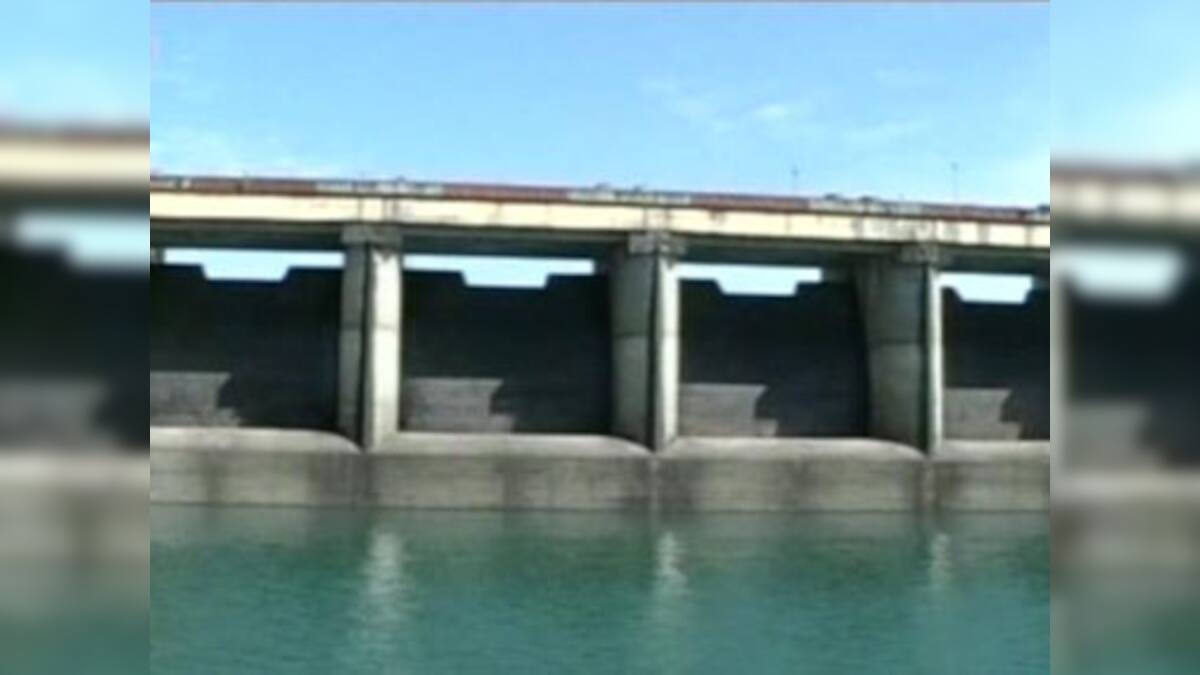Heavy rains bring relief to Mumbai as Modak Sagar lake overflows ...