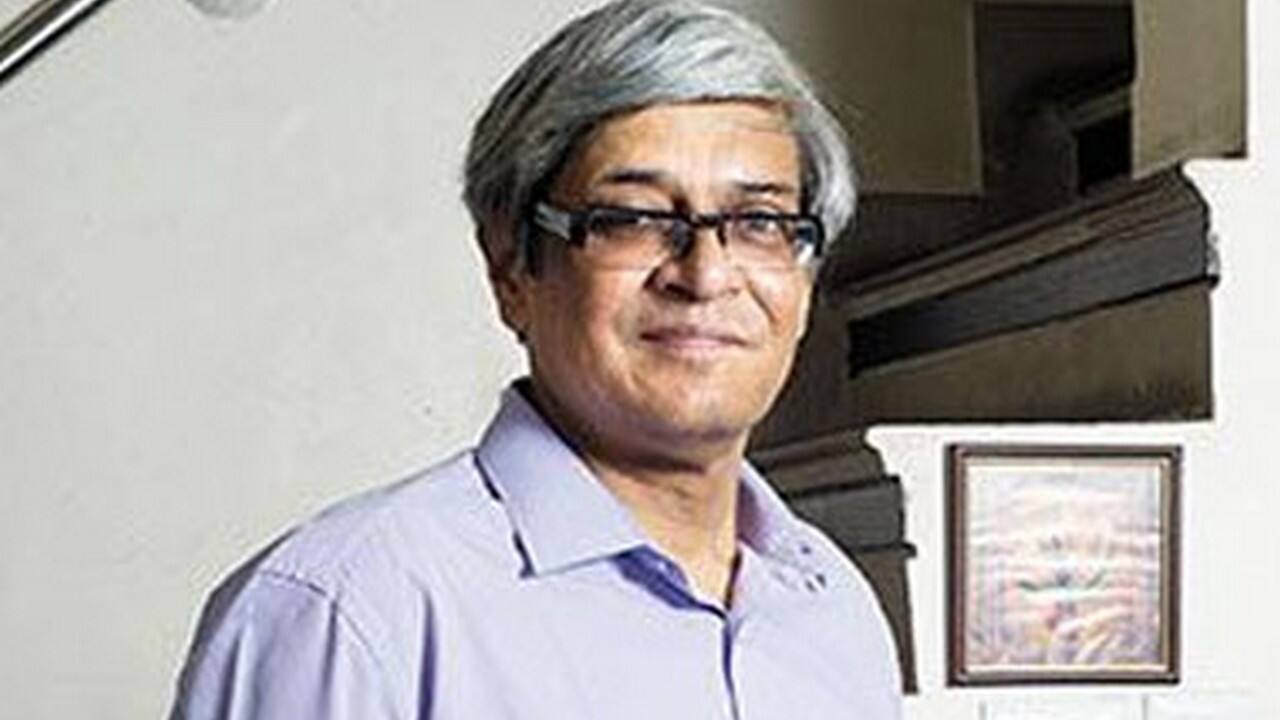 Bibek Debroy takes a dig at Yashwant Sinha, says economy only suffering ...