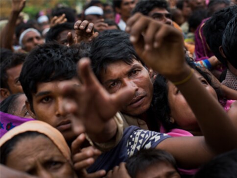 Rohingya crisis: Thousands rally in Pakistan to protest Myanmar's ...