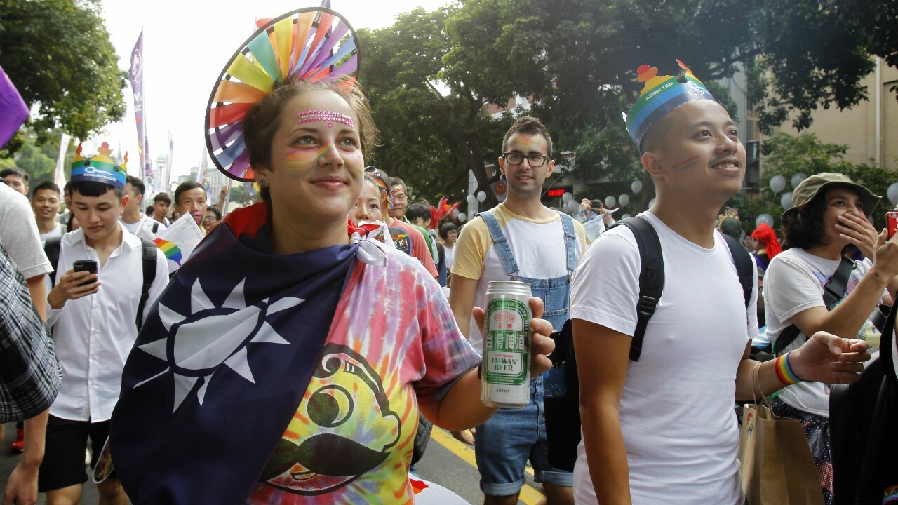 Taiwan Holds Asias Largest Gay Pride Parade Thousands March In Taipei