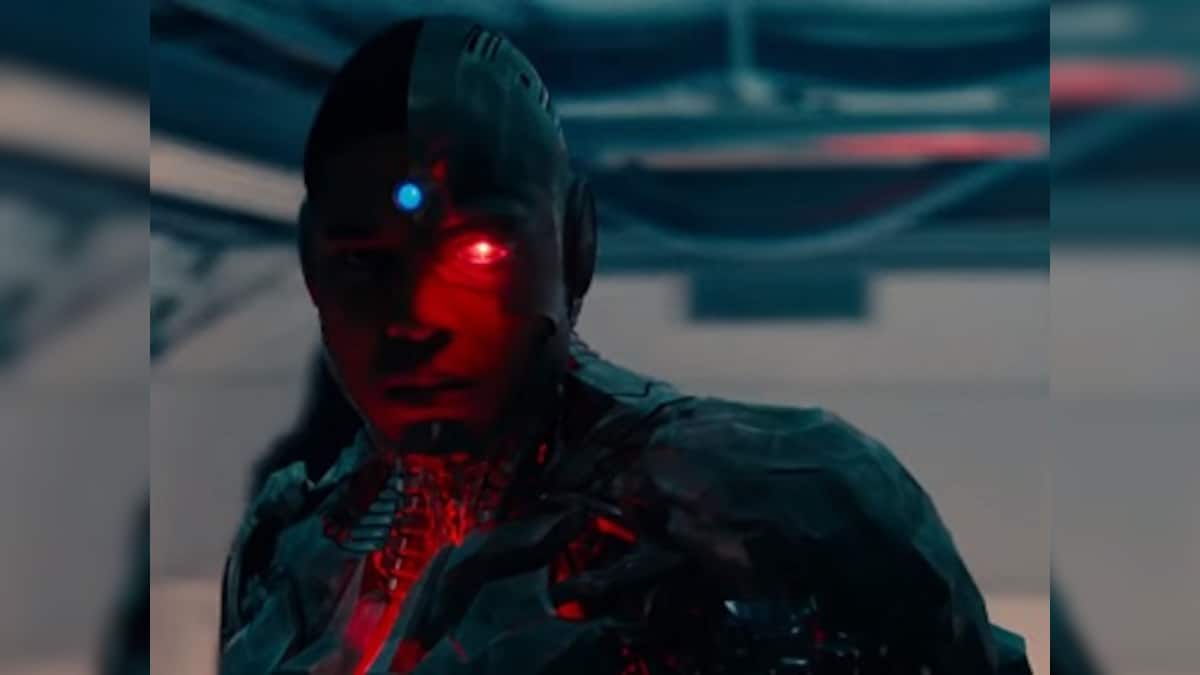Justice League: Cyborg's half-man, half-machine avatar revealed in new ...