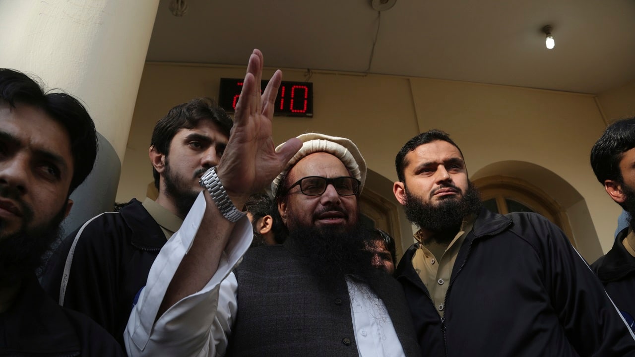 Hafiz Saeed calls Nawaz Sharif a 'traitor' for seeking peace with India ...