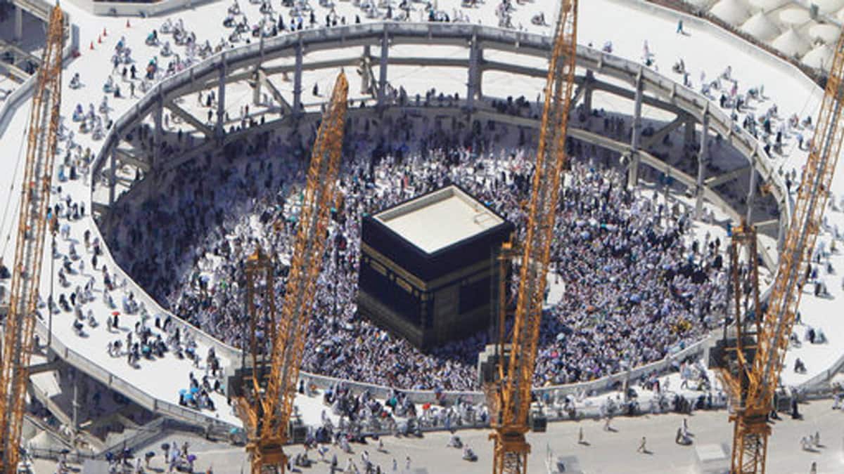 Saudi Arabia introduces free sleeping pods for this year's Haj pilgrims ...