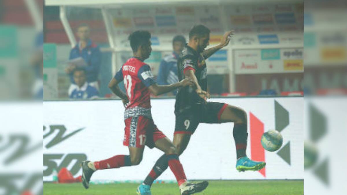 ISL 2017-18: Jamshedpur FC play out their 3rd goalless draw of season against defending champion ...