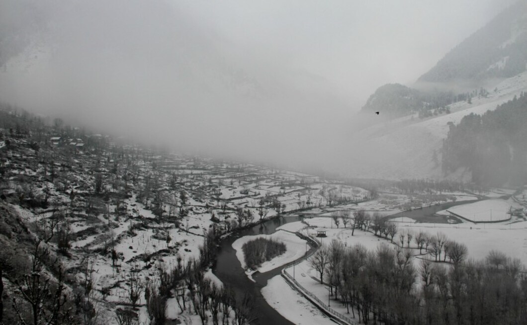 Snowfall in Jammu and Kashmir comes as respite to residents after ...