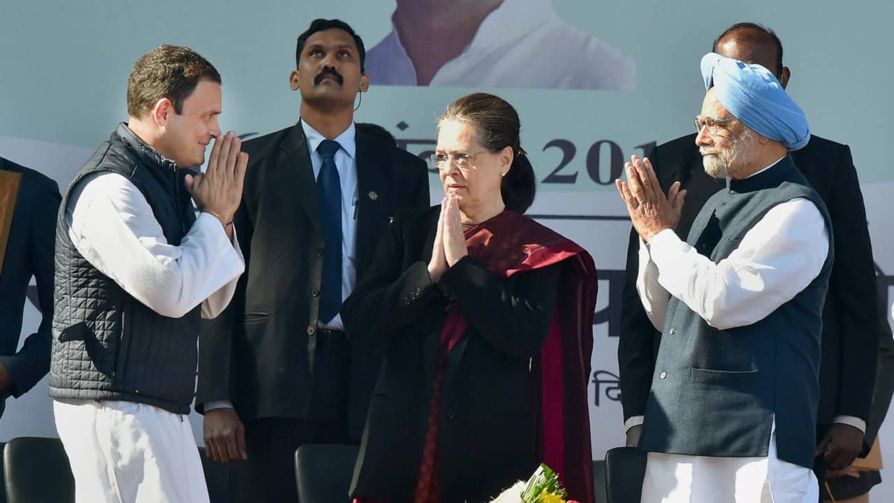 Rahul Gandhi to chair first CWC meeting as Congress president today ...