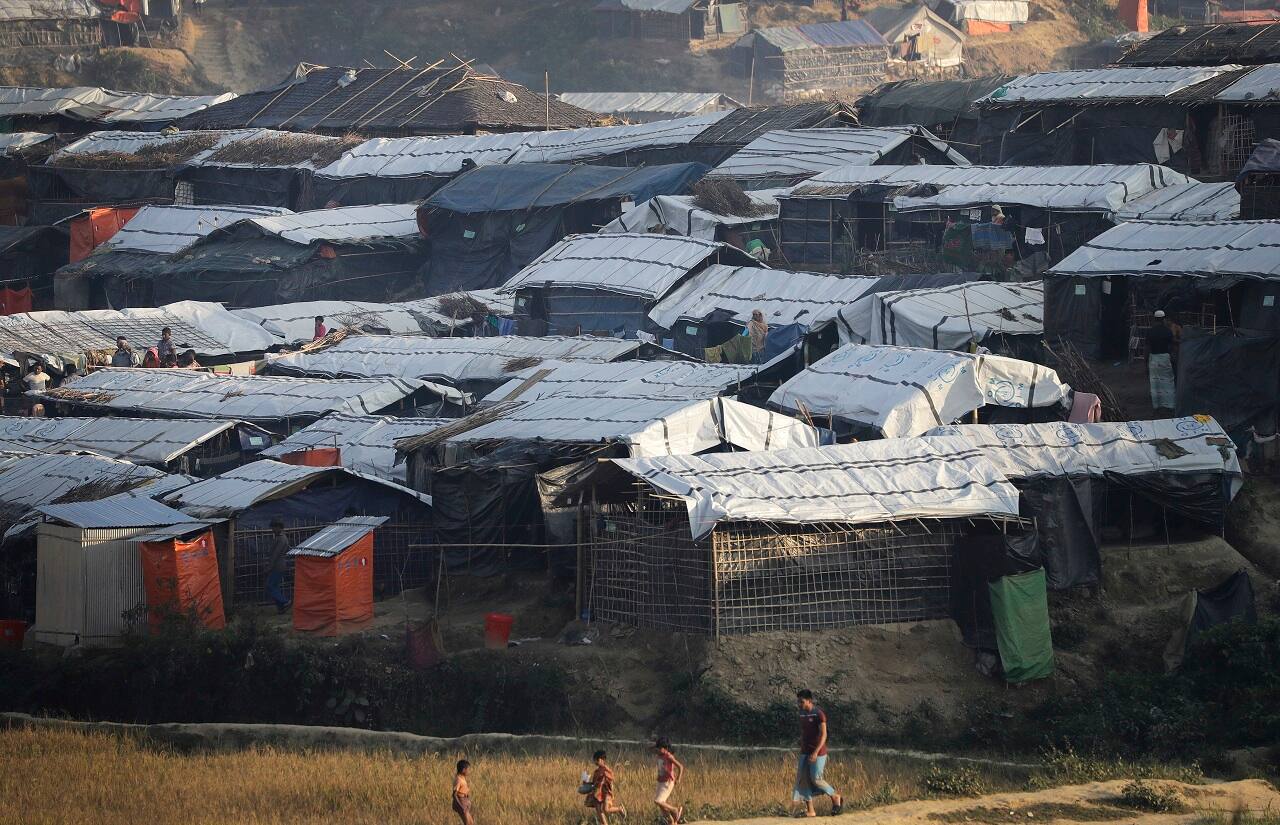 Rohingya crisis: Bangladesh information minister warns influx of ...
