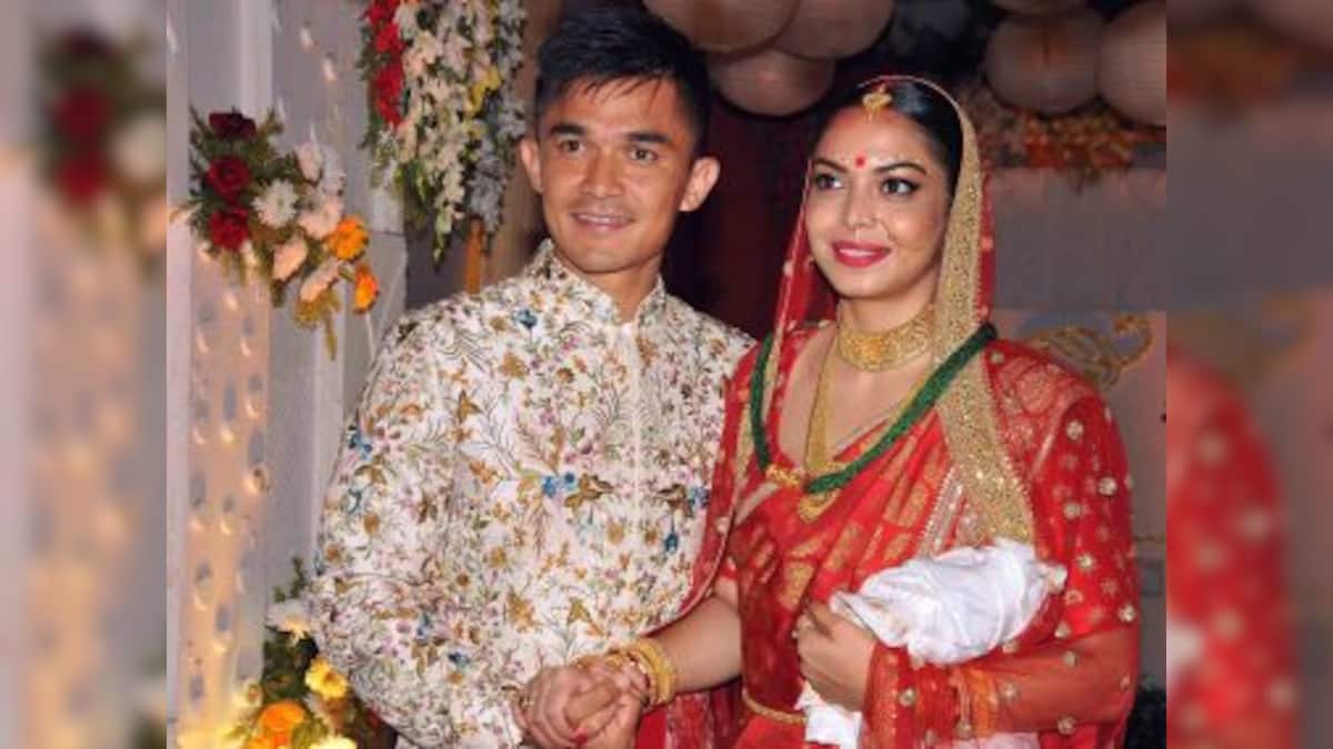 Sunil Chhetri ties the knot with long-time girlfriend Sonam ...