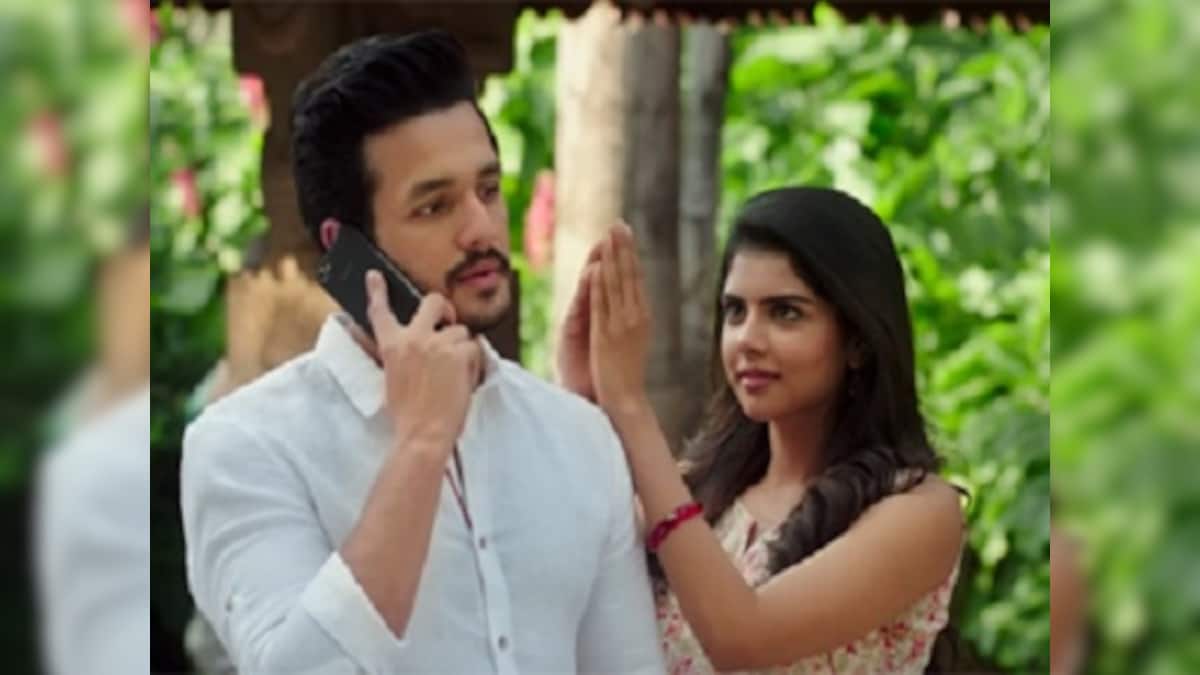 Hello movie review: Vikram Kumar turns this Akhil, Kalyani starrer into ...