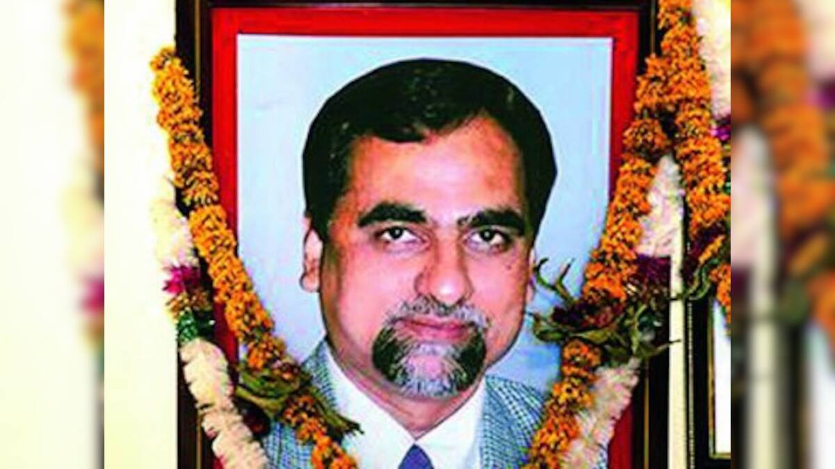 Latest twist in Justice Loya case sees three judges recuse themselves ...