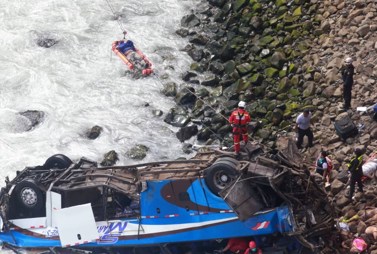 36 killed after bus collides with truck in Peru, falls off cliff ...
