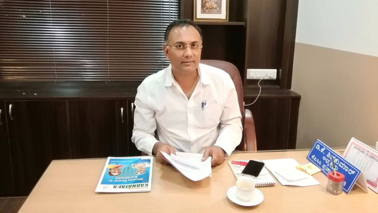 Congress needs no allies in Karnataka, pro-incumbency sentiment ...