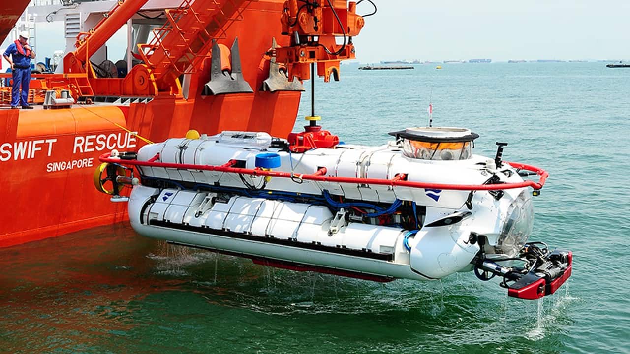 Indian Navy set to acquire complete submarine rescue system in June ...