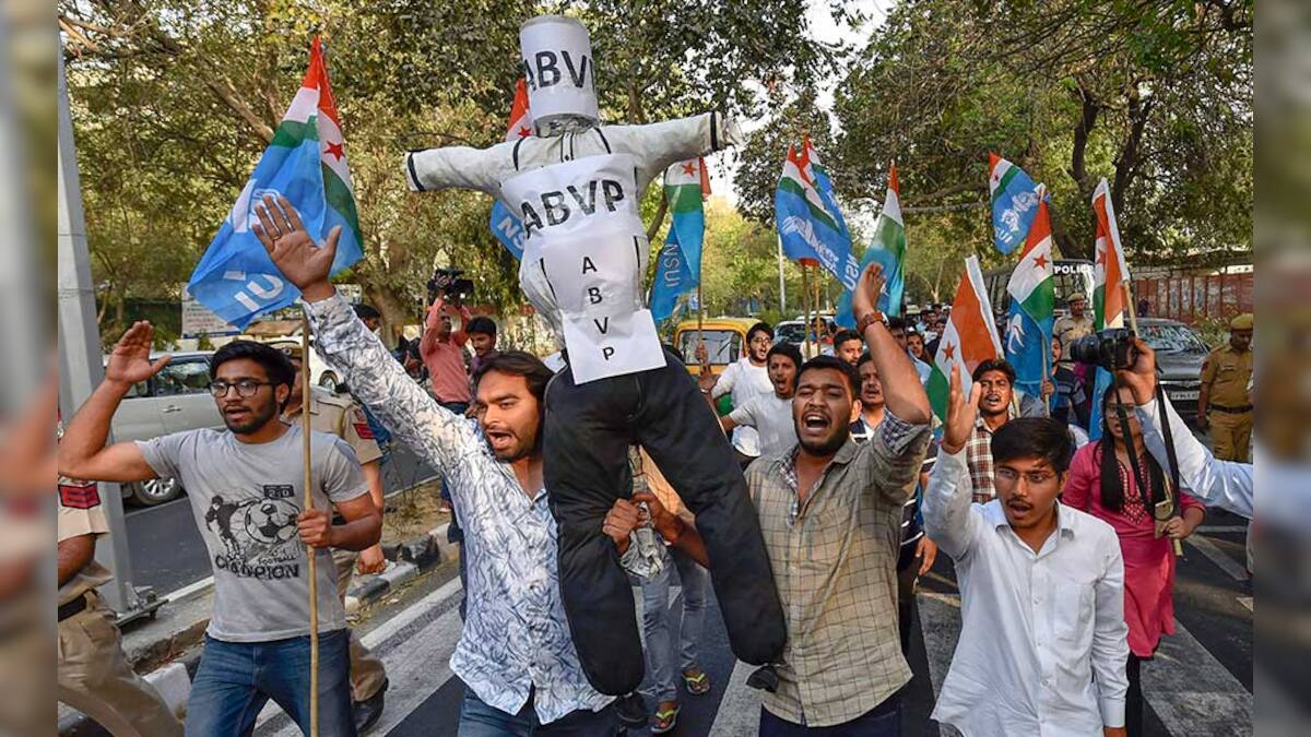 Students protest in New Delhi and Jharkhand over CBSE paper leaks ...