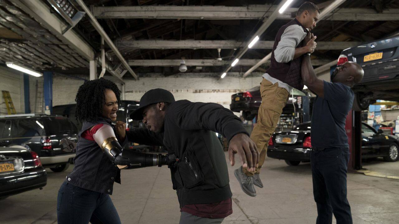 Netflix's Luke Cage teaser: Marvel's unbreakable superhero dares his ...