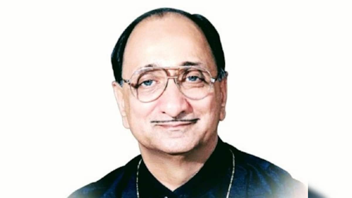 Veteran Marathi singer Arun Date, known for the iconic 'Shukratara ...