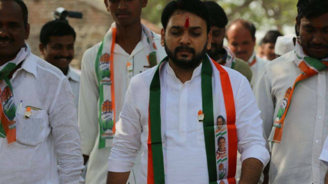 Palus-Kadegaon bypoll: Congress' Vishwajeet Kadam set to win father ...