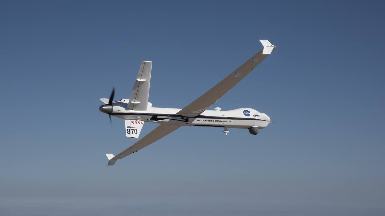 NASA's unmanned aircraft Ikhana, successfully flown in US public ...