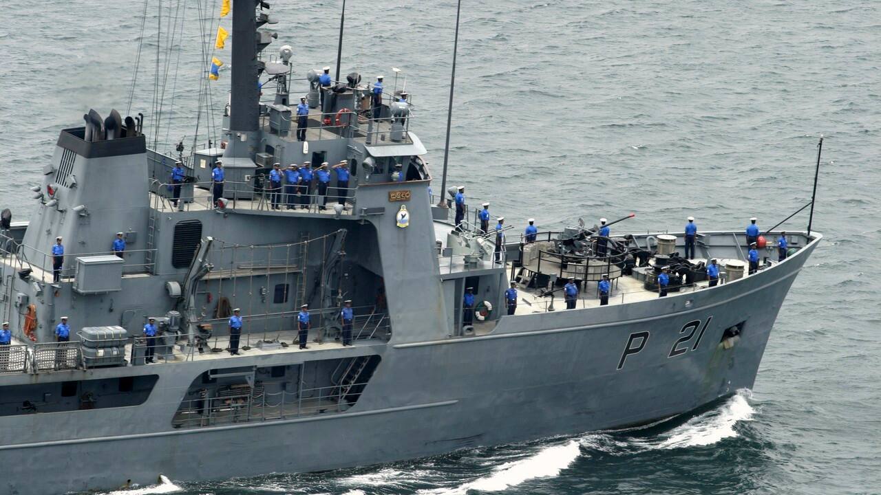 Indian Navy completes overhaul of 32-year-old Mauritius Coast Guard ...