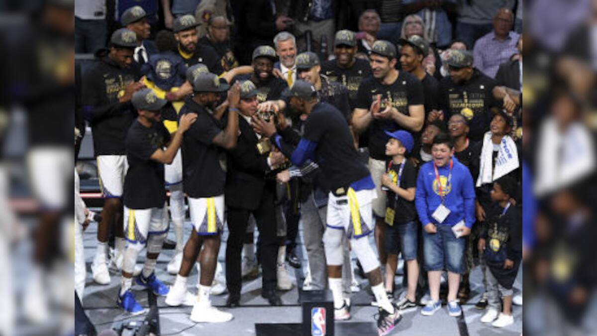 NBA Finals: Golden State Warriors rout Cleveland Cavaliers to complete ...